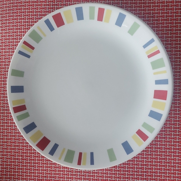 Dining | Vintage Corelle Memphis Patterned Dinner Plates 8 | Poshmark